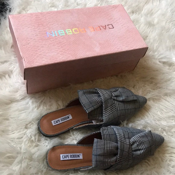 Cape Robbin | Shoes | Cape Robbin Plaid Mule With Bow | Poshmark